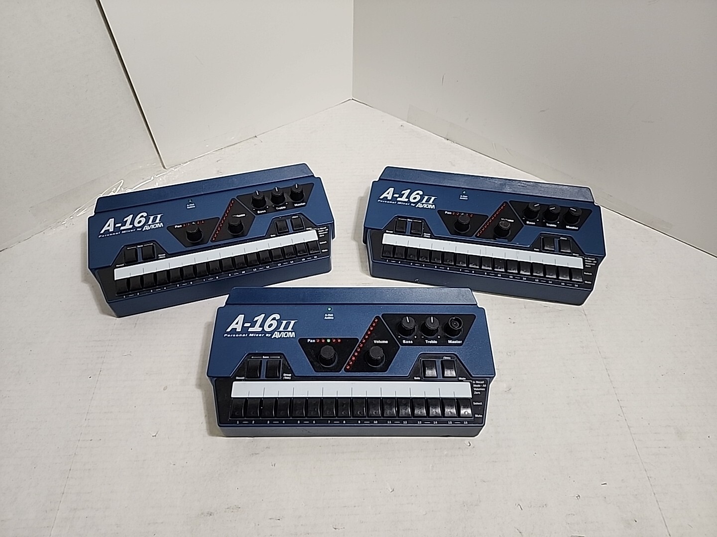 Aviom A-16II Personal Mixer (Pack of 3) For Parts/As is