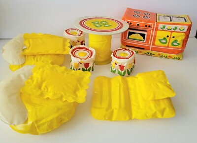 VINTAGE LOT 1970's BARBIE PUFF N PLAY INFLATABLE BLOW UP FURNITURE MOD ...