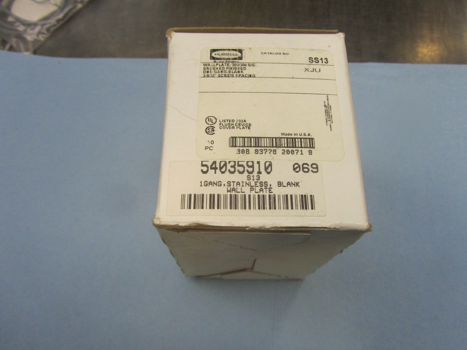 Hubbell SS13 Wallplate 302/304 S/S Outlet Cover (lot of 10) | eBay