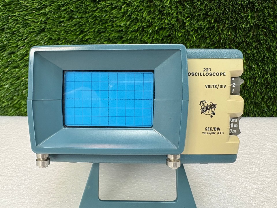 Pre Owned | Tektronix 221 Oscilloscope - Blue | eBay