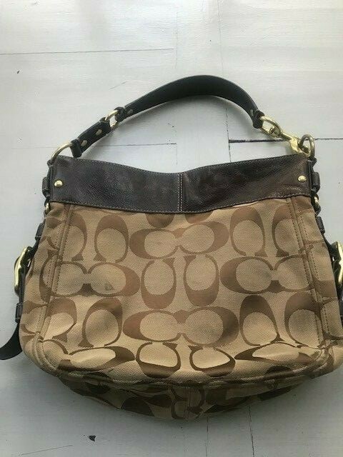 Coach Brown Signature Logo shoulder bag with gold har… - Gem