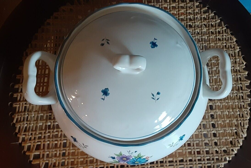 Provincial Bouquet Stoneware Casserole Dish 9" Across Lidded Oven 1987 ...