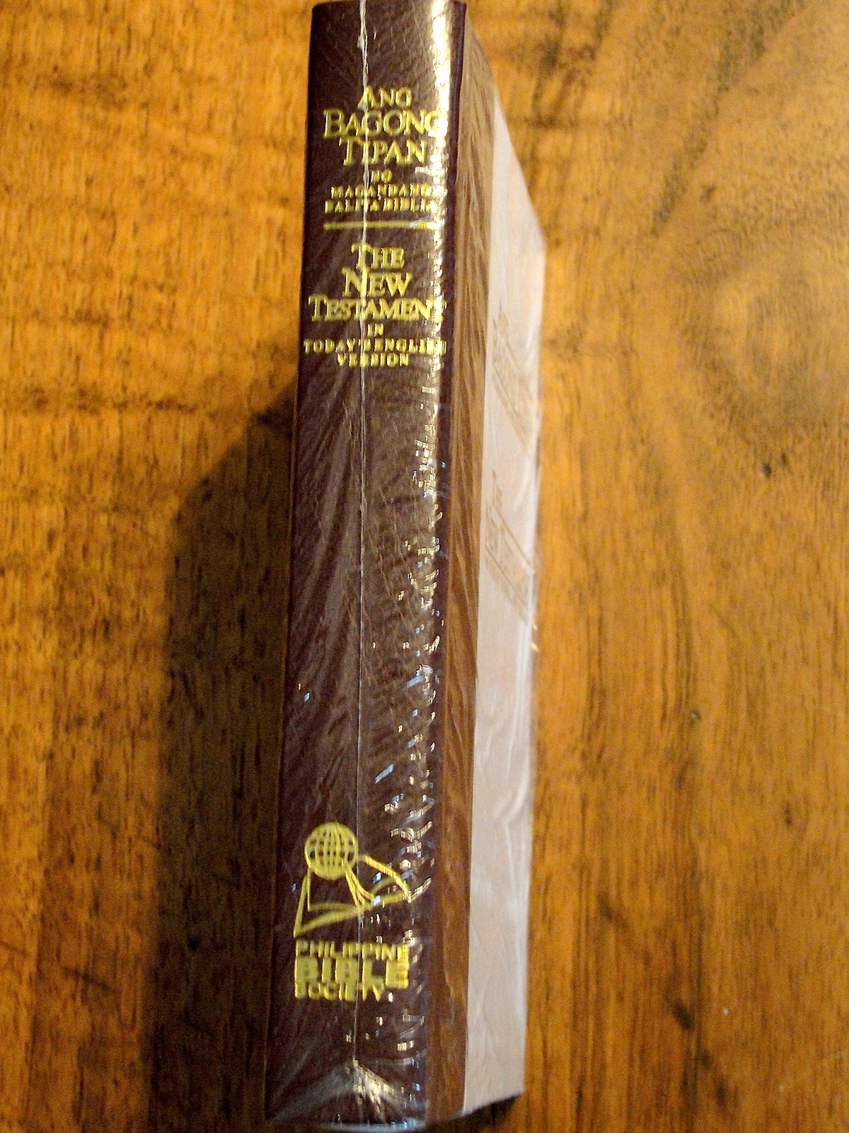 Tagalog/English New Testament, Today's Version, Hardcover, And Bagong ...