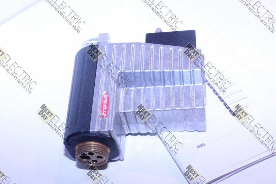 Fronius, 4,036,357A, Robacta Drive CMT-PAP W Wire Feed Welder Robot ...