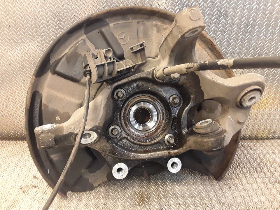 MERCEDES W218 Wheel Hub Knuckle Bearing Rear LEFT CLS CLASS W218 USED ...