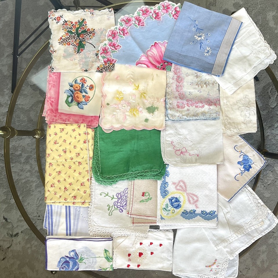 Vtg Ladies Hankies Lot Of 19 Embroidered/SCALLOPED EDGE FLORALS Swiss ...