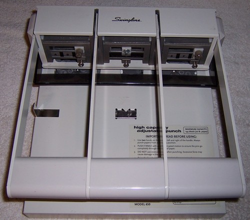 Swingline Model 650 Heavy Duty 3 Hole High Capacity Paper Punch | eBay