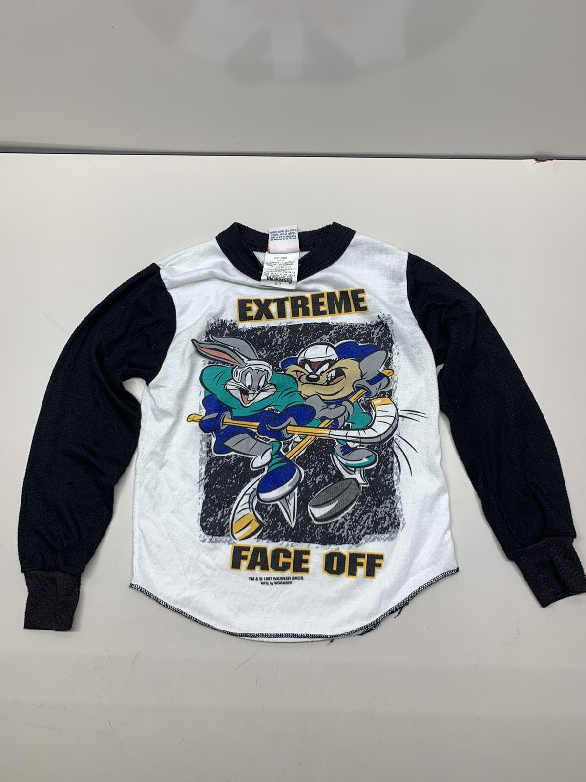 Vintage 1997 Bugs Bunny & Tazz Long Sleeve Shirt Yout… - Gem