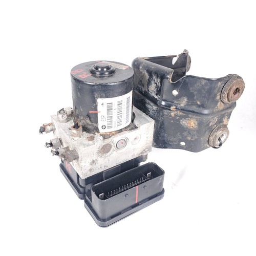 *BROKEN!* '13-15 Ram 1500 ABS Anti-Lock Brake Accumulator Module System ...