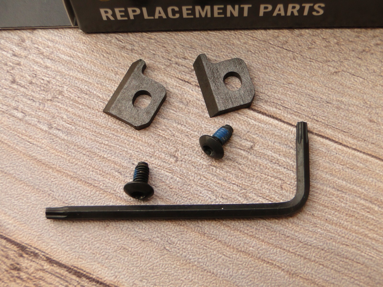 Leatherman EOD Replacement Wire Cutter Kit Stainless Steel Black 930360 ...