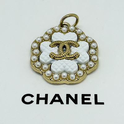 CHANEL Vintage necklace charm parts White x gold Pearl 2.2cm Auth ...