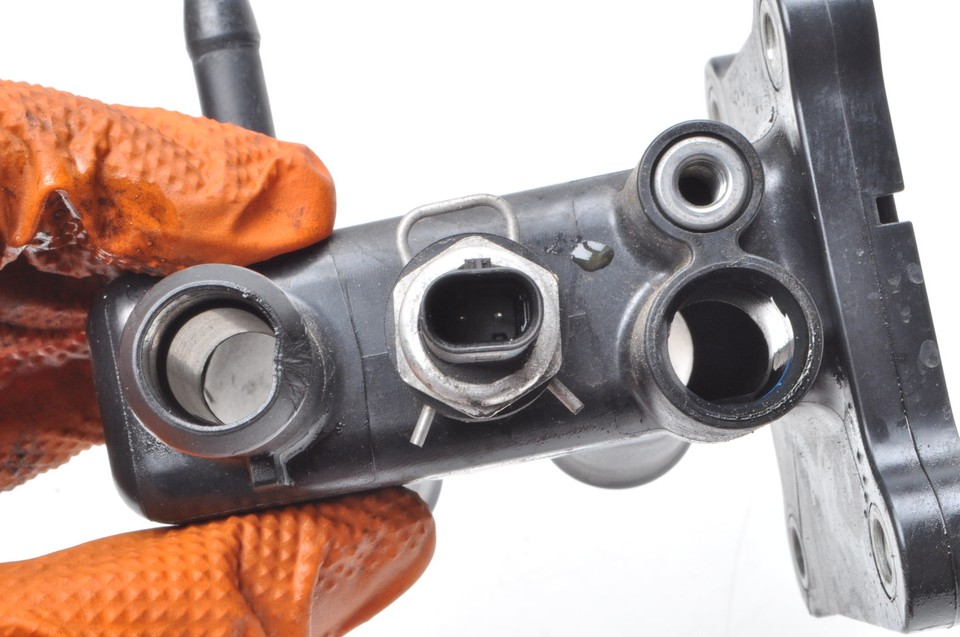 FORD FOCUS MK4 2.3 ST EcoBoost WATER COOLANT FLANGE K2GE-8K556-BB | eBay