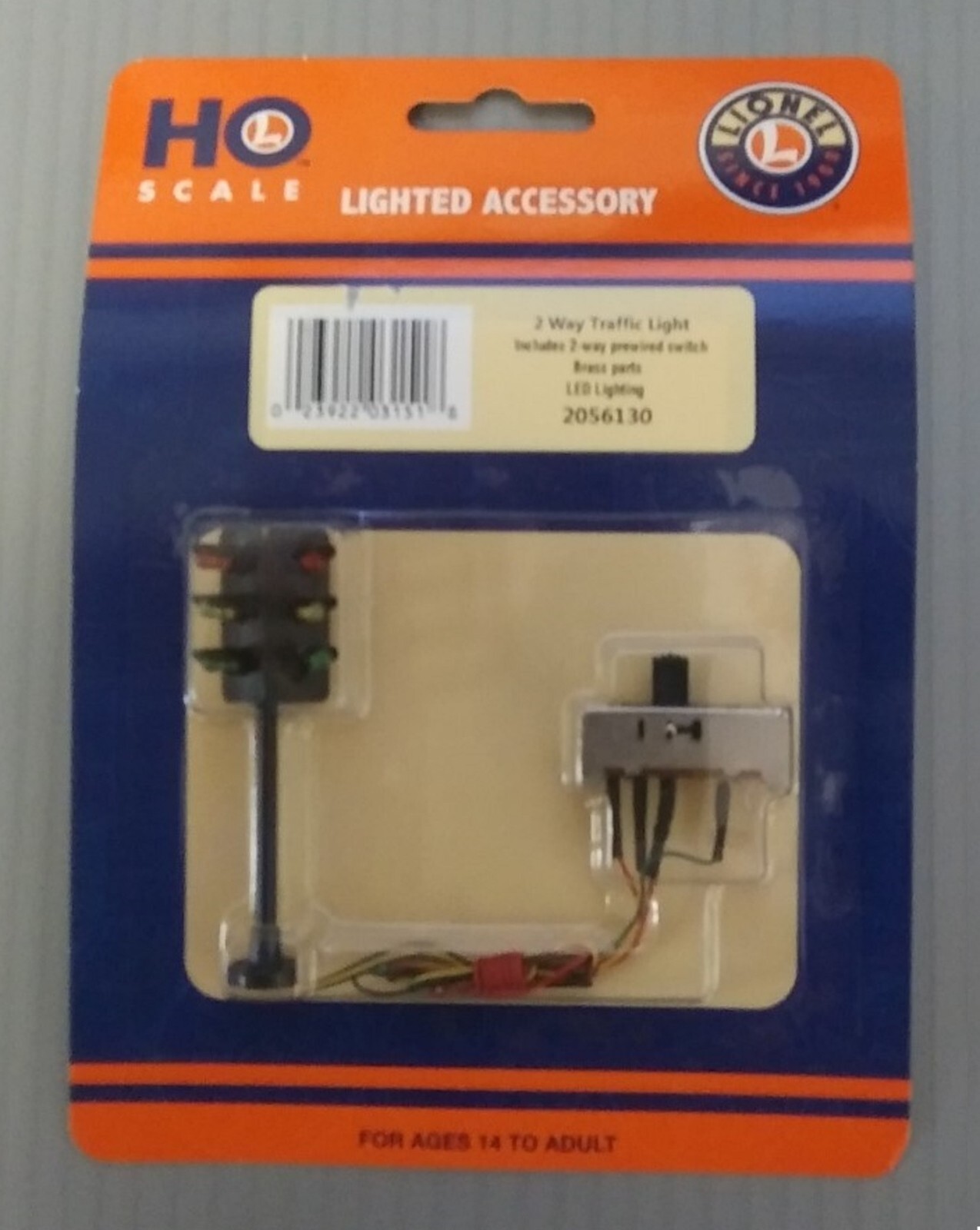 Lionel 2 Way Traffic Light w/Switch HO Scale - 2056130 | eBay