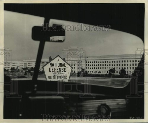 1950 Press Photo National Defense parking signs at the Pentagon in ...