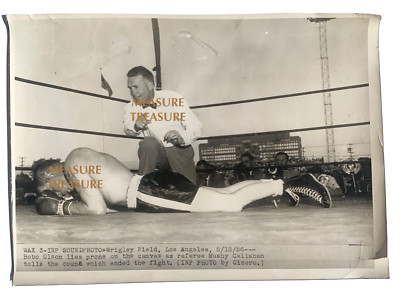 1956 Bobo Olson, Boxer, Mushy Callahan, Sugar Ray Robinson, LARGE Press ...