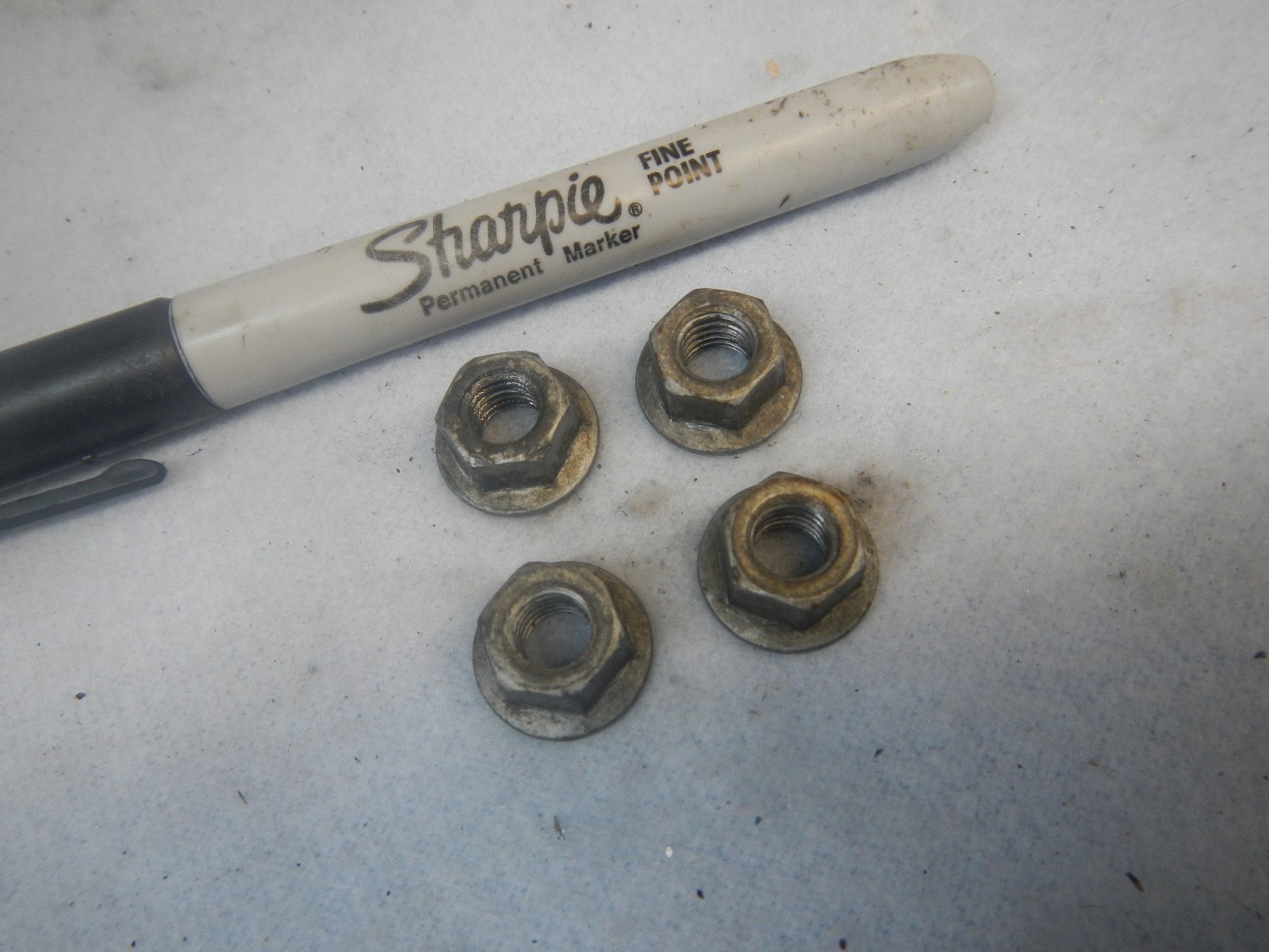 FINAL DRIVE REAR DRIVE SHAFT OUTPUT COVER NUTS 1989 89 BAYOU 300 4x4 ...
