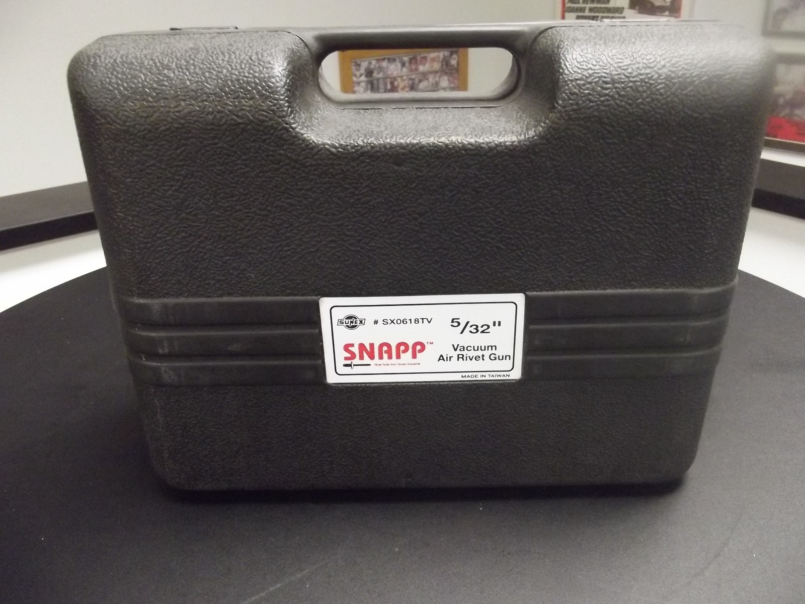 Sunex Tools Snapp SX0618TV 5/32" Heavy Duty Vacuum Rivet Gun with Case ...