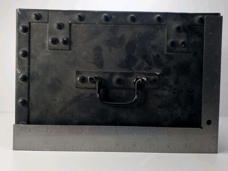 Antique Iron Banker / Stagecoach Strong Box with Copper Flashing | eBay