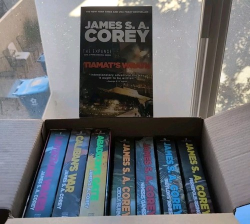 James S. A. Corey - The Expanse Paperback Books 1-8 (Leviathan Wakes ...