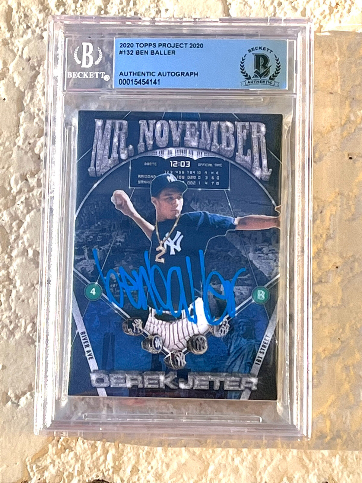 Derek Jeter | Autographed Baseball Memorabilia & MLB Merchandise