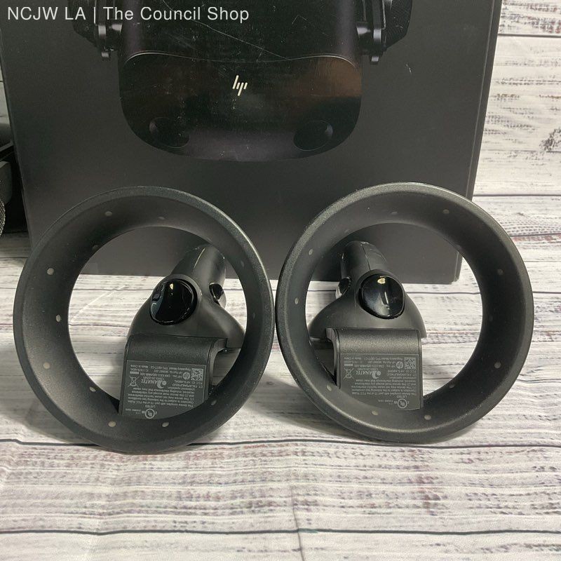 HP Reverb G2 VR Headset w/ Controllers & Box *DAMAGED, UNTESTED* | eBay