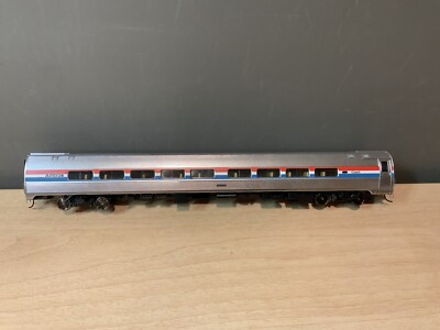 Walthers Proto Ho Scale Amtrak Budd 85’ Amfleet Coach Car | eBay