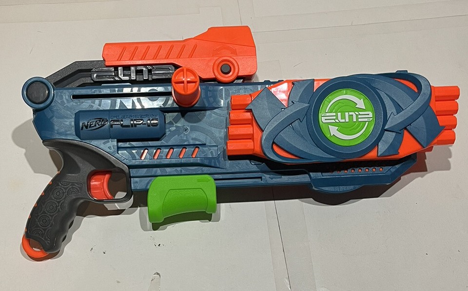 NERF GUN - ELITE 2.0 FLIPSHOTS FLIP-16 Blaster with 16 Elite Darts ...
