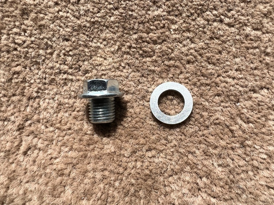 FITS HONDA OIL SUMP DRAIN PLUG BOLT WITH WASHER THREAD LENGTH M12 x 1. ...