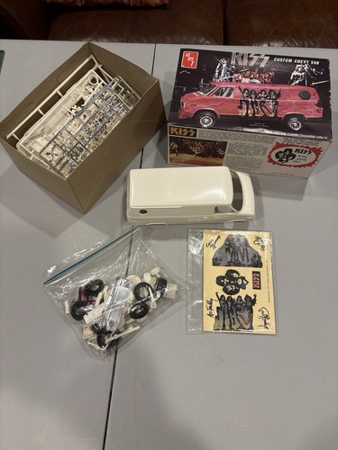 KISS AMT CHEVY MODEL VAN KIT AUCOIN 1976 | eBay