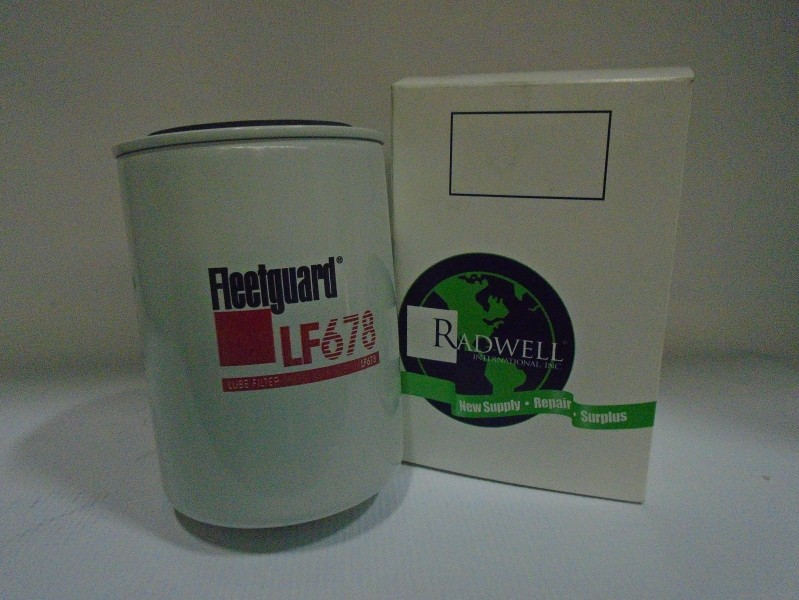 FLEETGUARD LF-678 / LF678 (NEW IN BOX) | eBay
