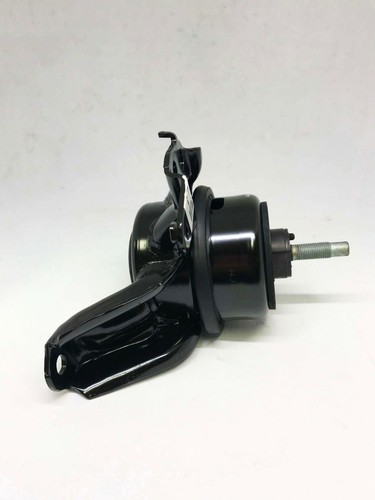 OEM 218102T000 Engine Mounting Bracket For 2011 2013 Hyundai i45 ...