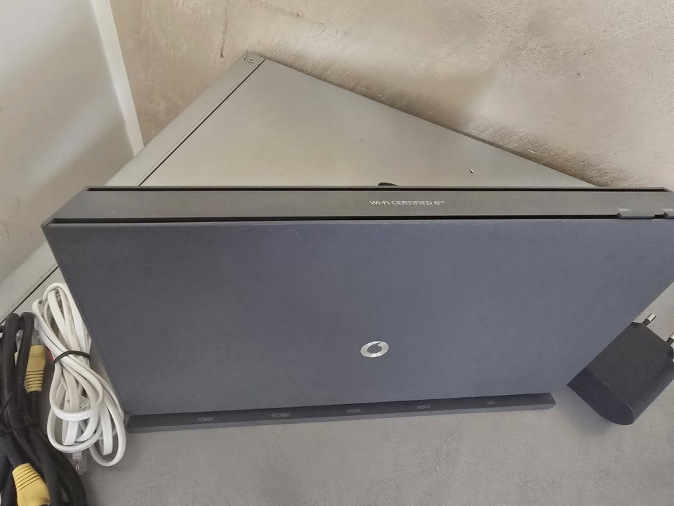 Modem Vodafone Wi-Fi 6 Power Station Revolution SHG3060 FTTC FTTH Fibra ...