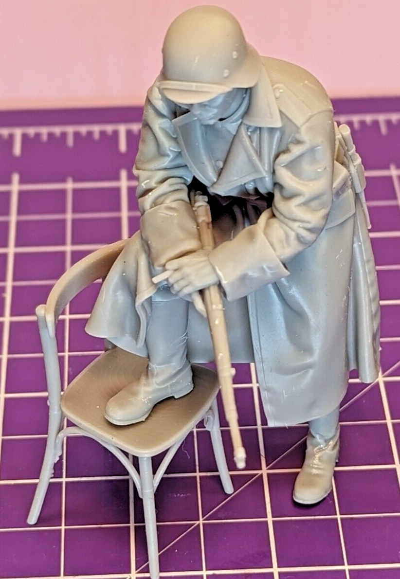 Deutscher Landser / Soldat Zigaretten-Pause 98k WW2 Resin Scale 1:16 ...