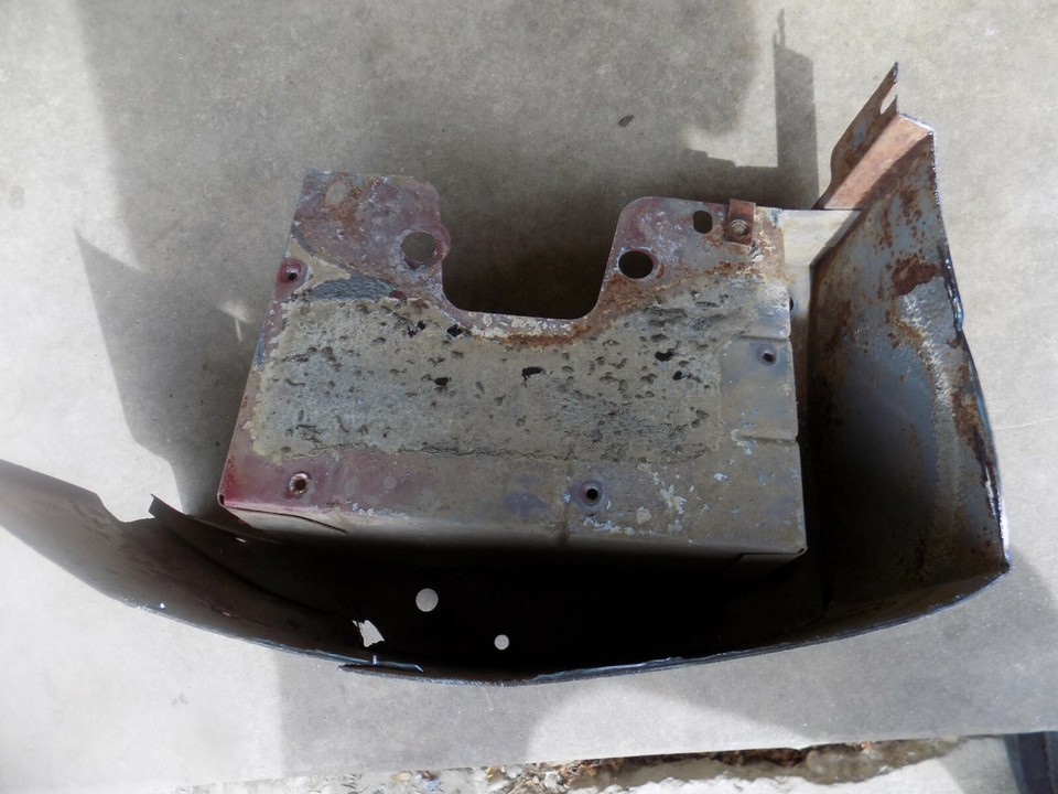 1970 1971 MERCURY CYCLONE PASSENGER Side Fender FRONT GRILL SUPPORT ...