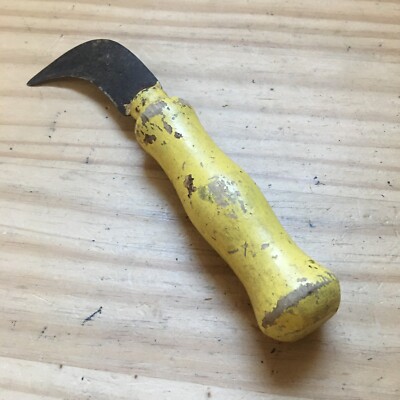 Vintage Curved Fixed Blade for Linoleum Carpentry W/ Yellow Wooden ...
