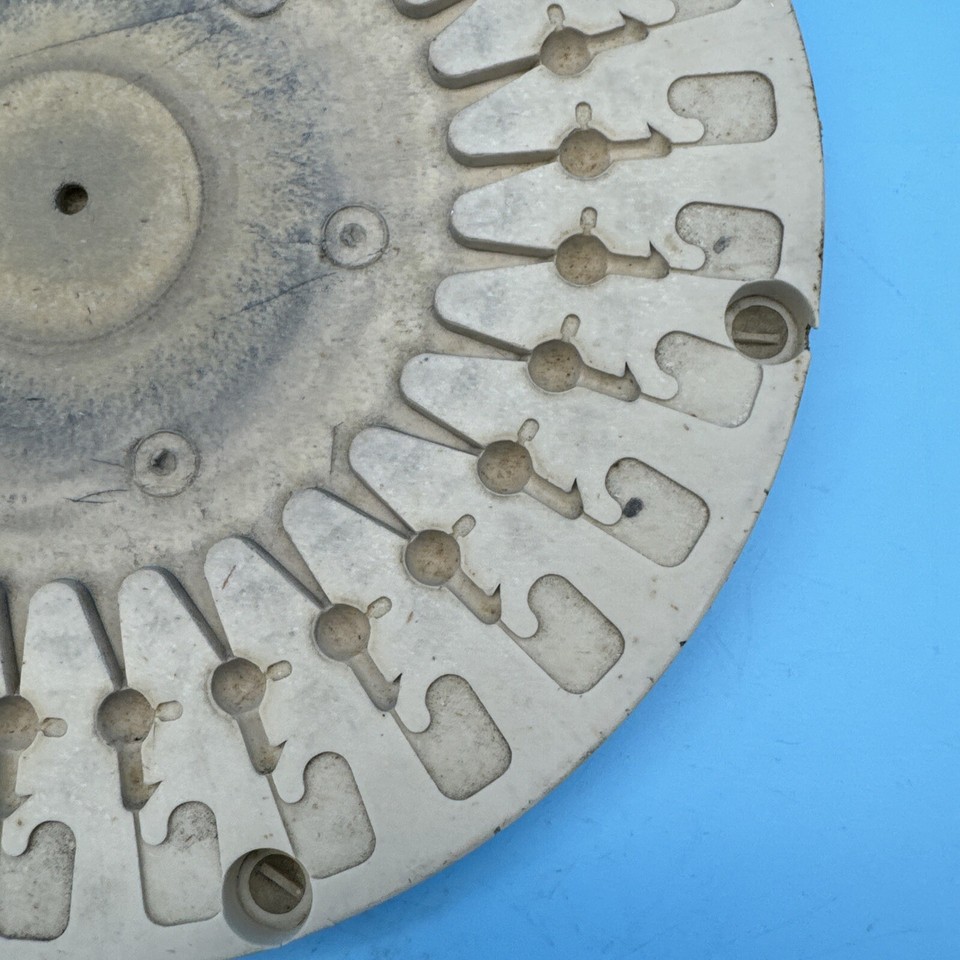 9” Spin Cast Mold for Fishing Lures, Ball Head Jig 1/8oz, 30 Cavity ...