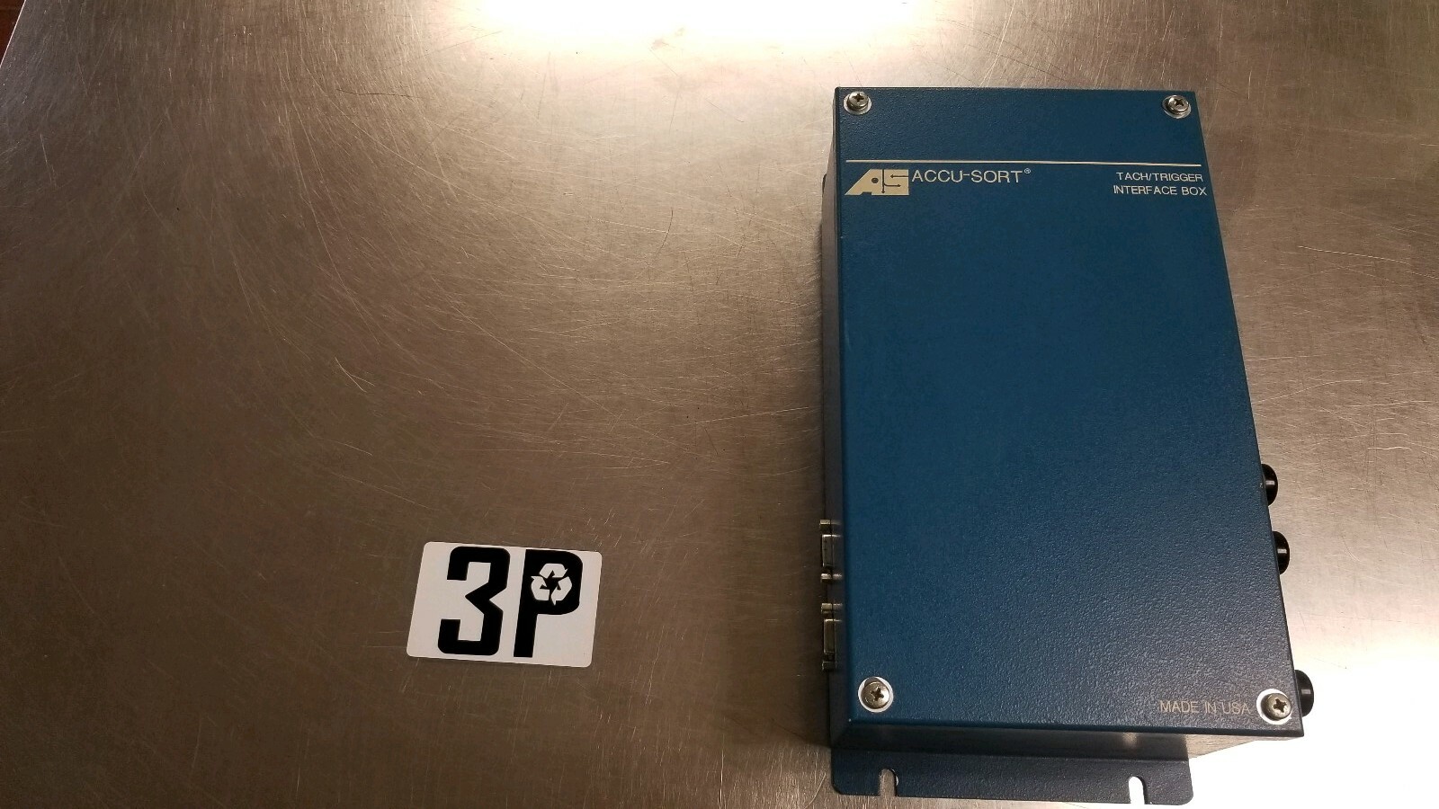 AS ACCU SORT TACH / TRIGGER INTERFACE BOX 100 - 240 VAC, 50-60HZ, 0.5A ...