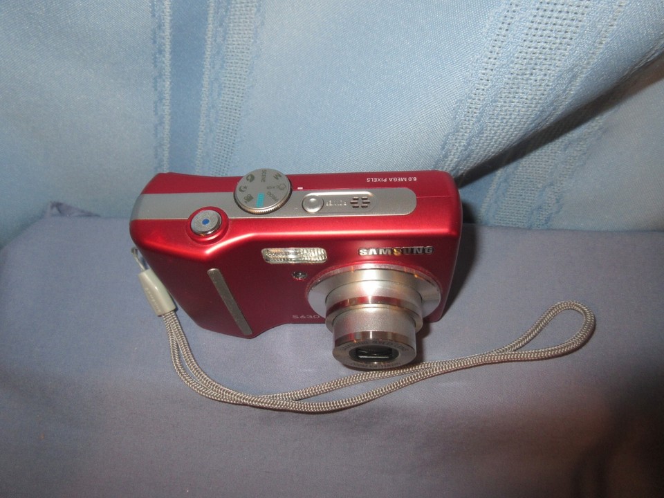 vintage Samsung S630 Digital Camera Red w/ memory card repair/parts ...