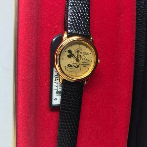 Disney SEIKO Mickey Mouse Symphony Hour Limited Edition Watch for sale ...