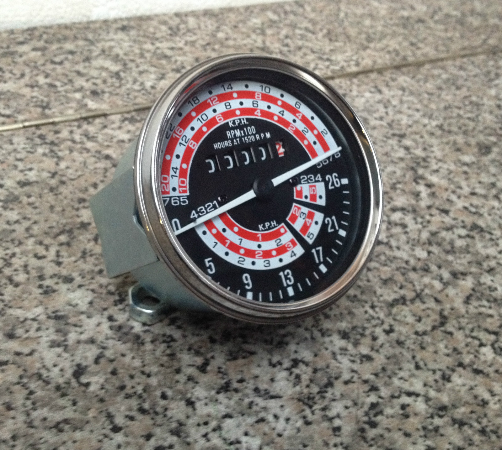 Traktormeter für Massey Ferguson; Tachometer; Drehzahlmesser; 8 Gang ...