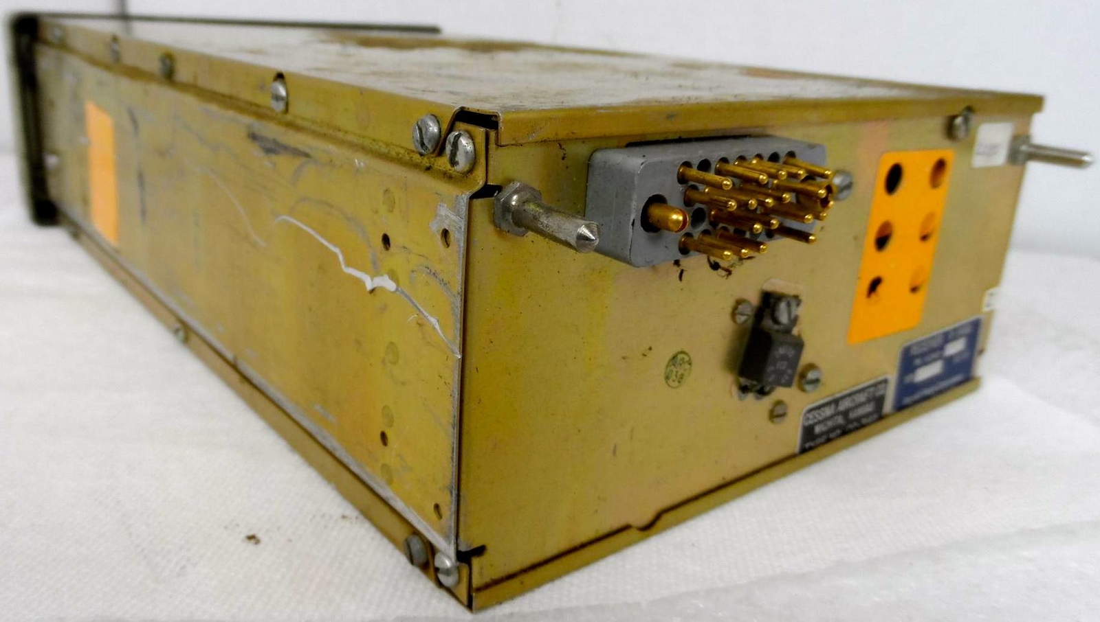 CESSNA AIRCRAFT RADIO CORP 41240-1001 RECEIVER, MODEL R-546A | eBay