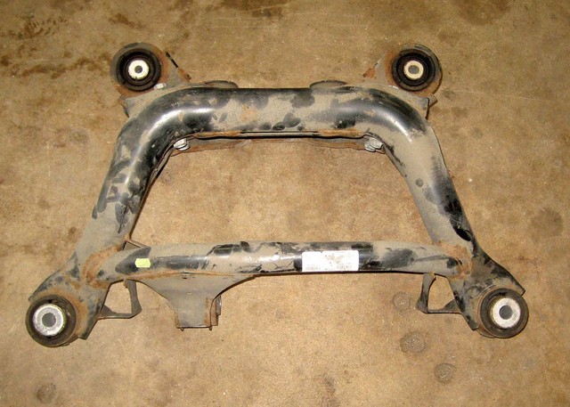 BMW Z4 Rear Axle Differential Subframe Cross Member 2003-2008 OEM E85 ...