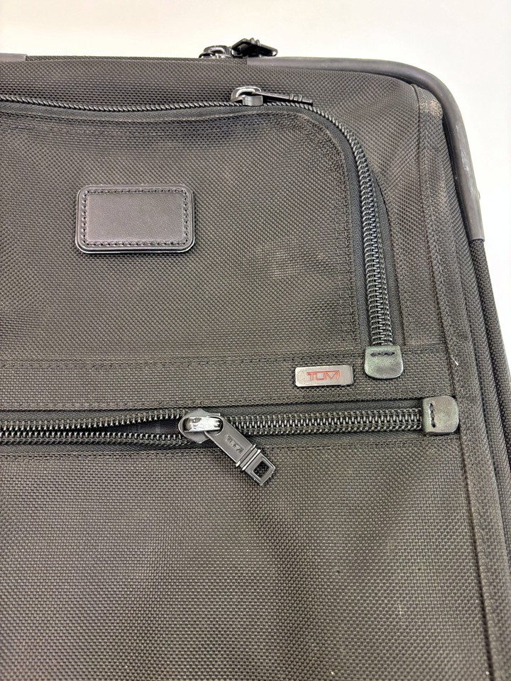 TUMI Alpha International Traveler Zip Expandable 20" Wheel-A-Way Carry-On ~22020 | eBay
