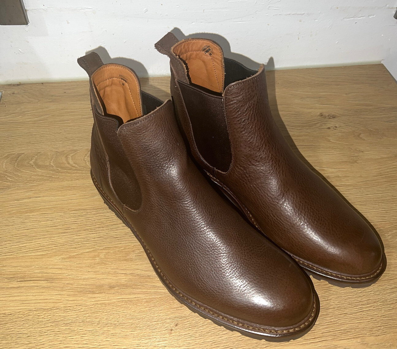 New Allen Edmonds “DISCOVERY” Chelsea boots Right-10 Left 9.5 US D ...