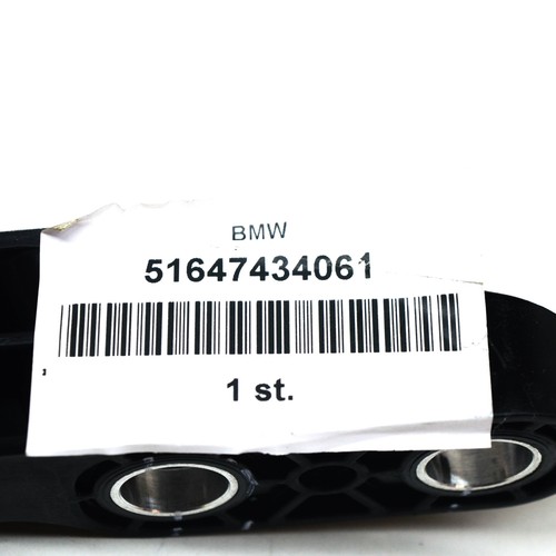 BMW 3 G20 Left Air Duct Bracket 51647434061 NEW | eBay