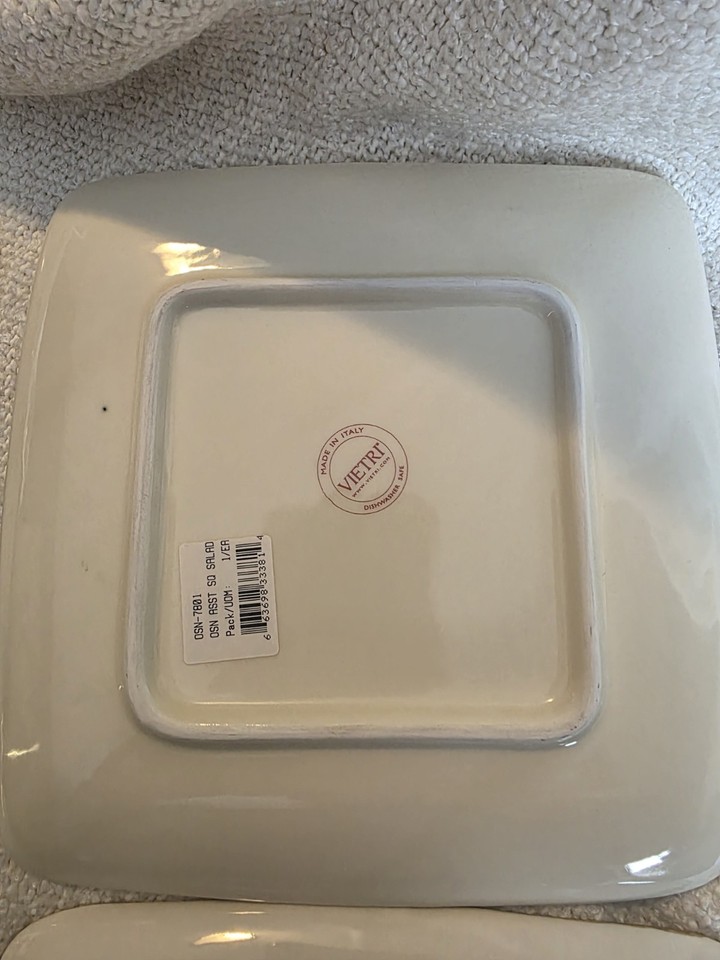 4 Vietri Christmas Old St. Nick Square 8 1/2" Salad Plates Hand Painted ...