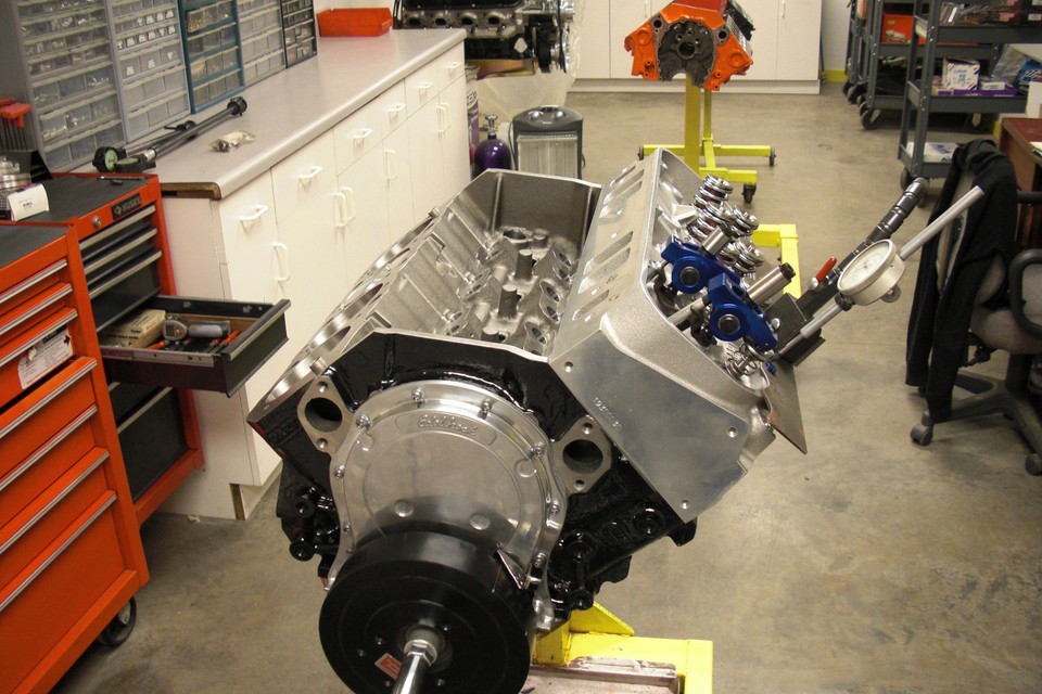 NEW 650HP/725TQ 582ci Big Block Chevy Marine Crate Engine Long Block | eBay