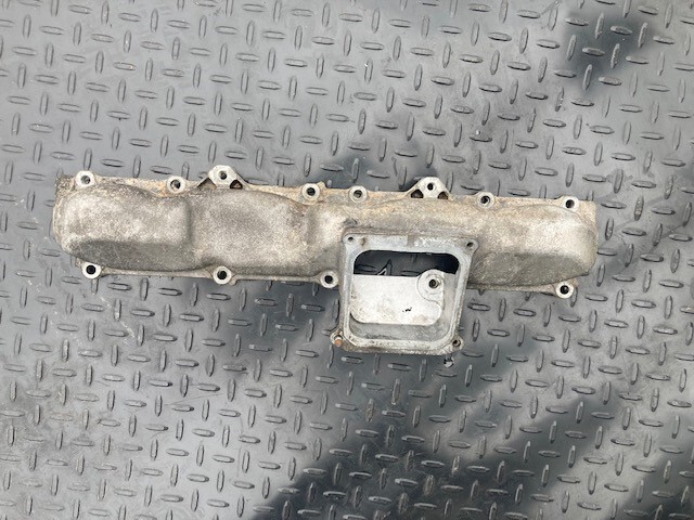 2006-2010 GM LMM 6.6L Duramax Diesel Lower Intake Manifold Driver Side ...