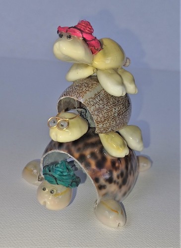 Vintage Sea Shell Stacked Turtles Googly Eyes Bobble Heads Eyeglasses ...