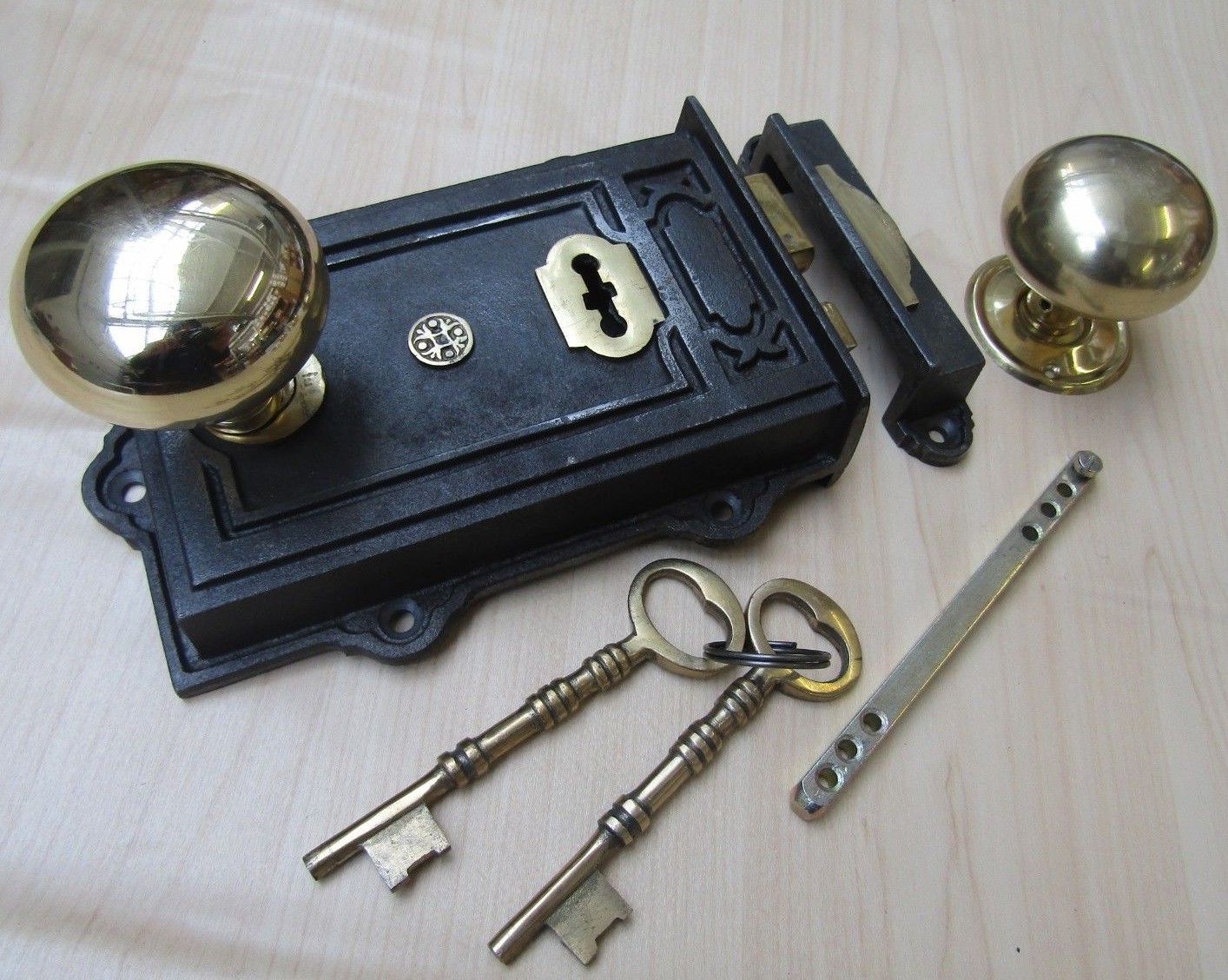 OLD VINTAGE VICTORIAN RUSTIC RETRO RIM DOOR LOCK LATCH + RIM DOOR KNOB ...